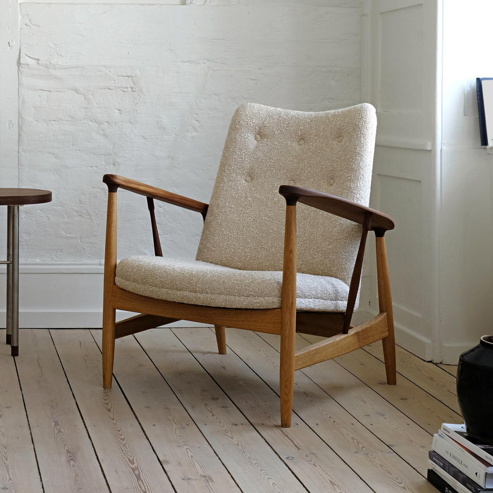 The Kettelhut Chair 凱特赫 主人椅（亞麻米色布料） | 北歐櫥窗 NORDIC