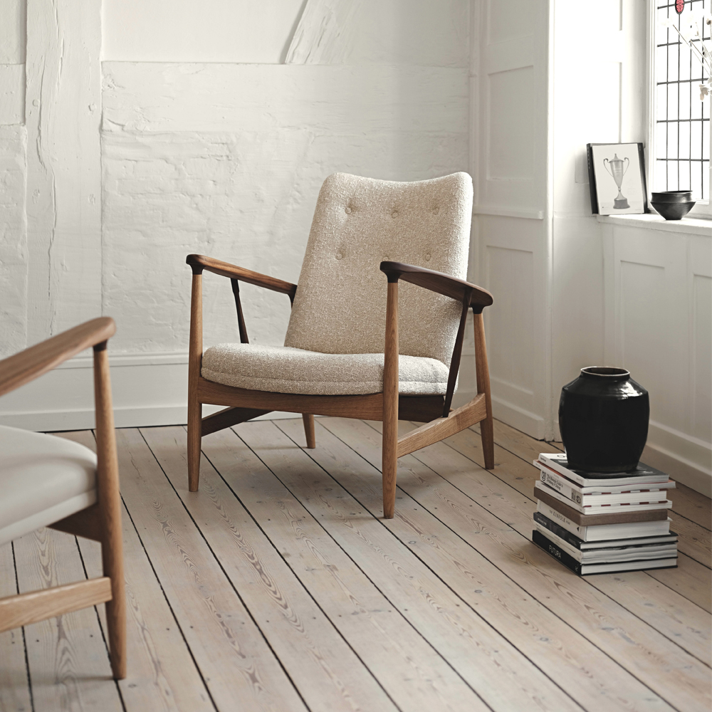 The Kettelhut Chair 凱特赫 主人椅（亞麻米色布料） | 北歐櫥窗 NORDIC