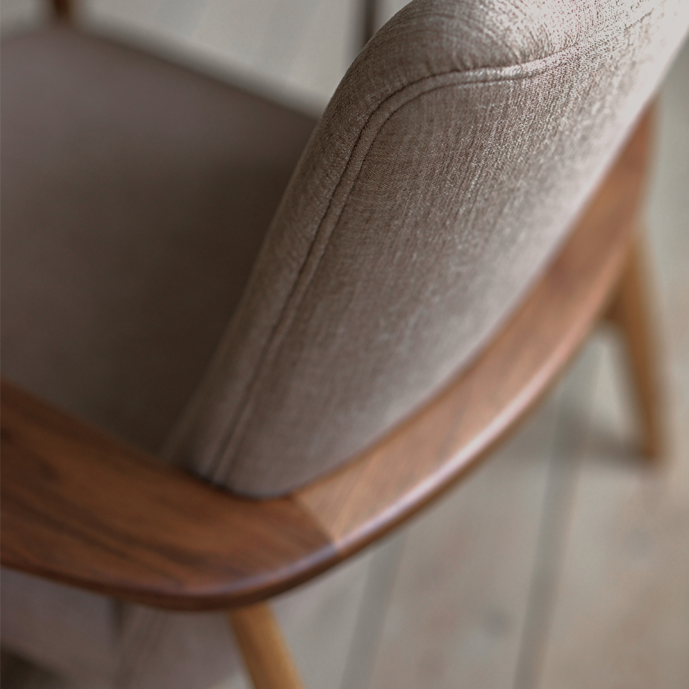 The Kettelhut Chair 凱特赫 主人椅（胡桃棕色皮革） | 北歐櫥窗 NORDIC