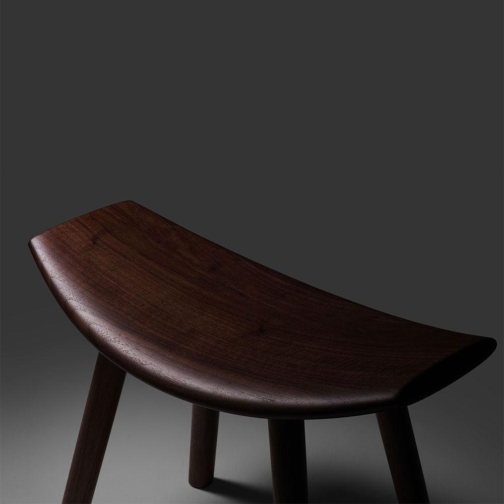 Uribo 凳（胡桃木、38 公分） | 北歐櫥窗 NORDIC